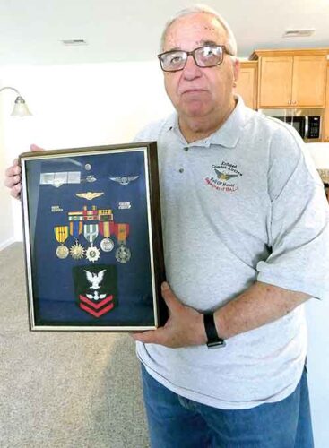 Navy gunner Howard W. Jacobs never left a guy behind | News, Sports ...